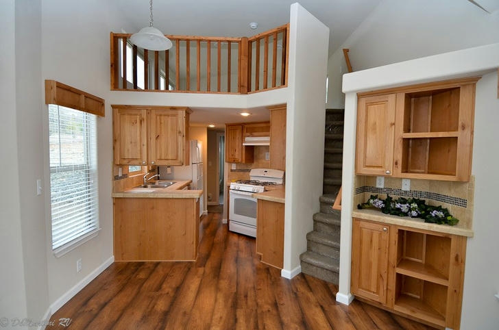 This Elegant Country Cottage is Movable! Let’s Find out What’s Inside...